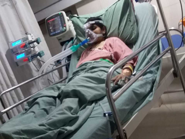 Support Mittapalli Lakshmi Recover From Heart Weak Disease