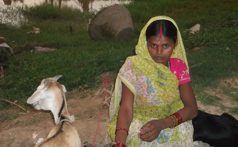 "Now my kids study without any trouble", says Asha Devi | Milaap