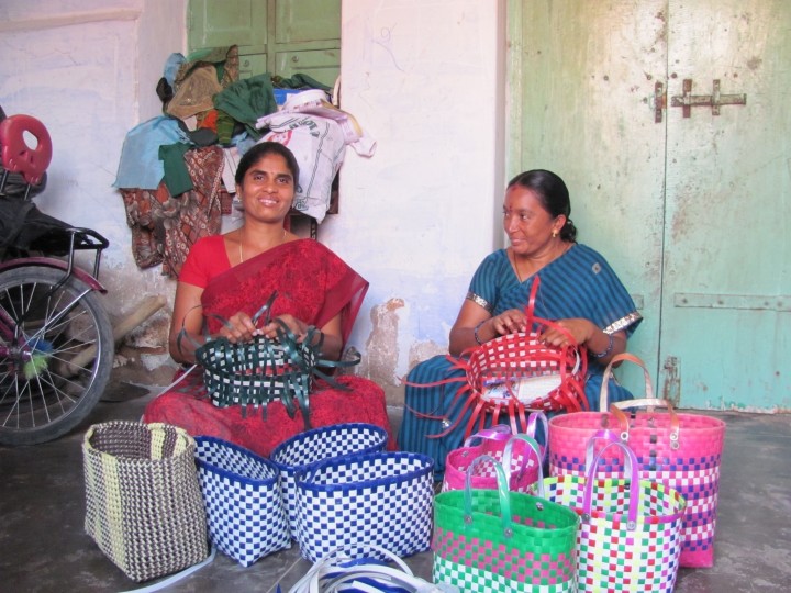 Creating wire bags for their business, weaving safety nets | Milaap